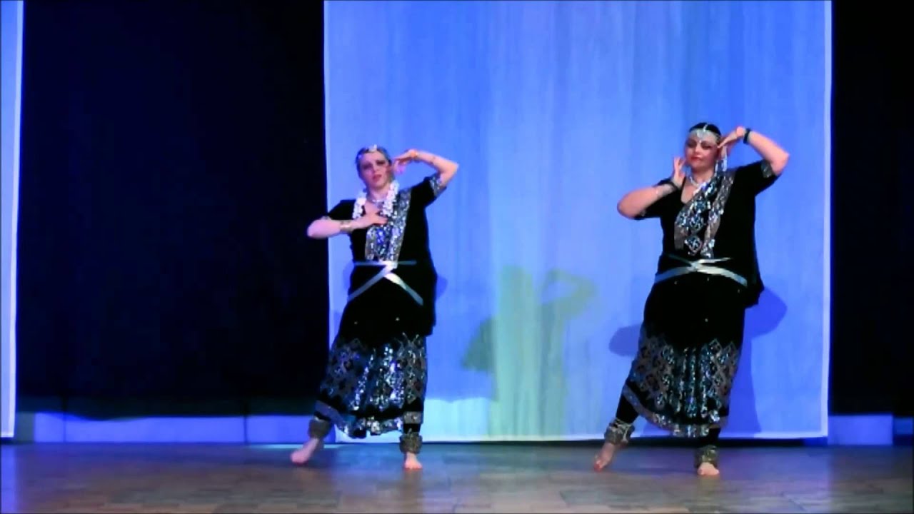 Aplam Chaplam dance Performance by duo "Lakshmi" Germany 2014 - YouTube