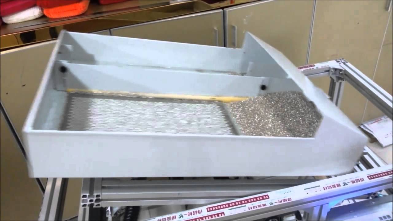 Generation 2 Semi Automatic Rhinestone and Studs Shaking Machine - YouTube