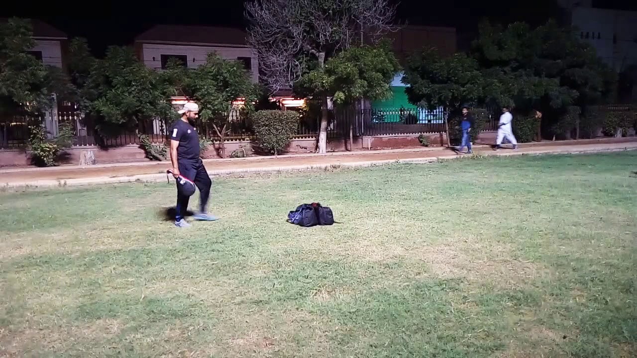 Flying front kick technique. - YouTube