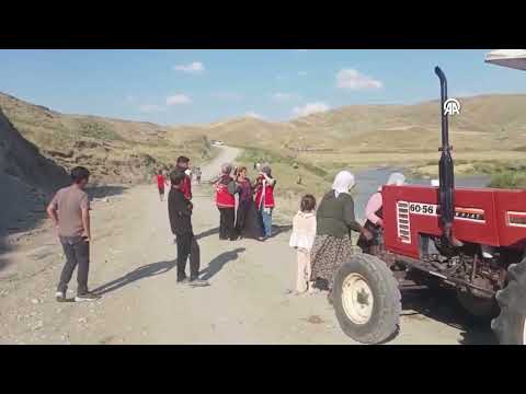 Muş'ta akarsuya düşen iki kardeşten biri öldü, diğeri aranıyor