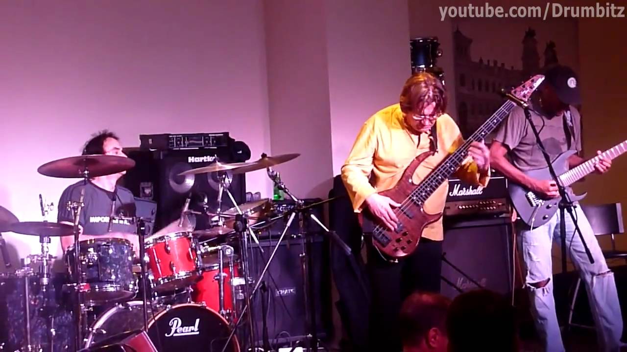 [HD] CAB - Tony MacAlpine, Virgil Donati @ Live in Moscow 2010. part 2 ...