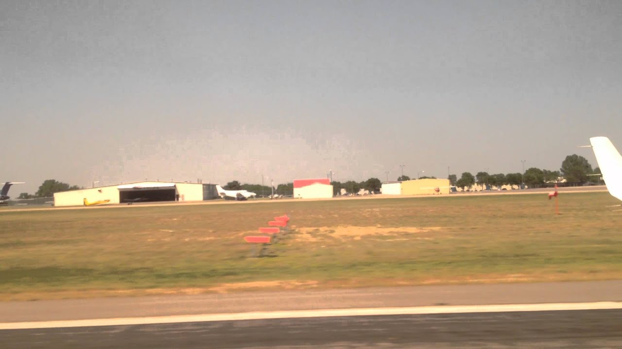 Great Lakes Airlines Beech 1900D takeoff from Watertown, SD (ATY) - YouTube