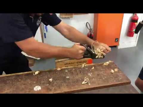 How to make a ukulele - Curved Braces for Ukulele Back - YouTube