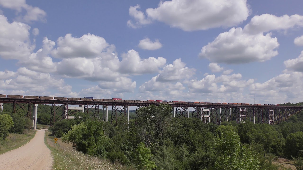 UP Trains; Kate Shelley High Bridge Near Boone, IA 4K - YouTube