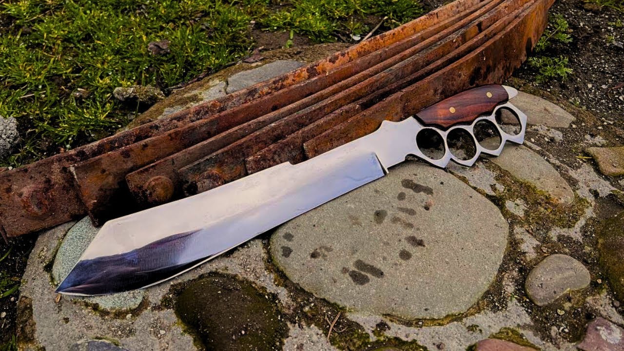 Making a legendary claw sword from a spring - YouTube