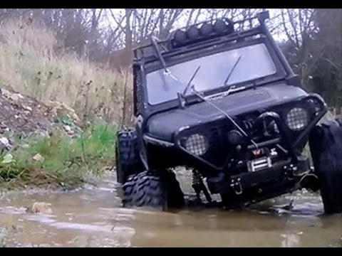 Pit Bull Rock Beast XL 3.8 tires, Rock Crawler 1/6 scale - YouTube
