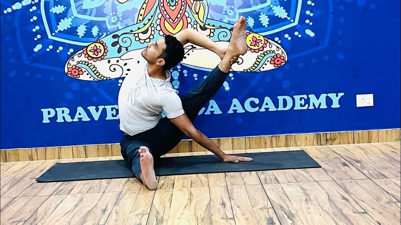 Learn Easy way to Do Compass Pose | #masterpraveen81 # ...