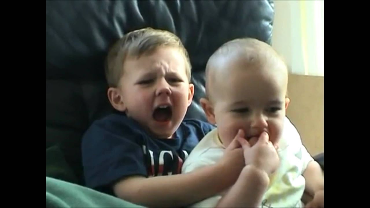 Charlie bit me remix [HD] - YouTube