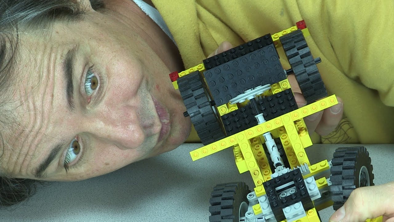 LEGO® 8090-1 Review: Technic Universalkasten als gelbes Auto aufgebaut ...