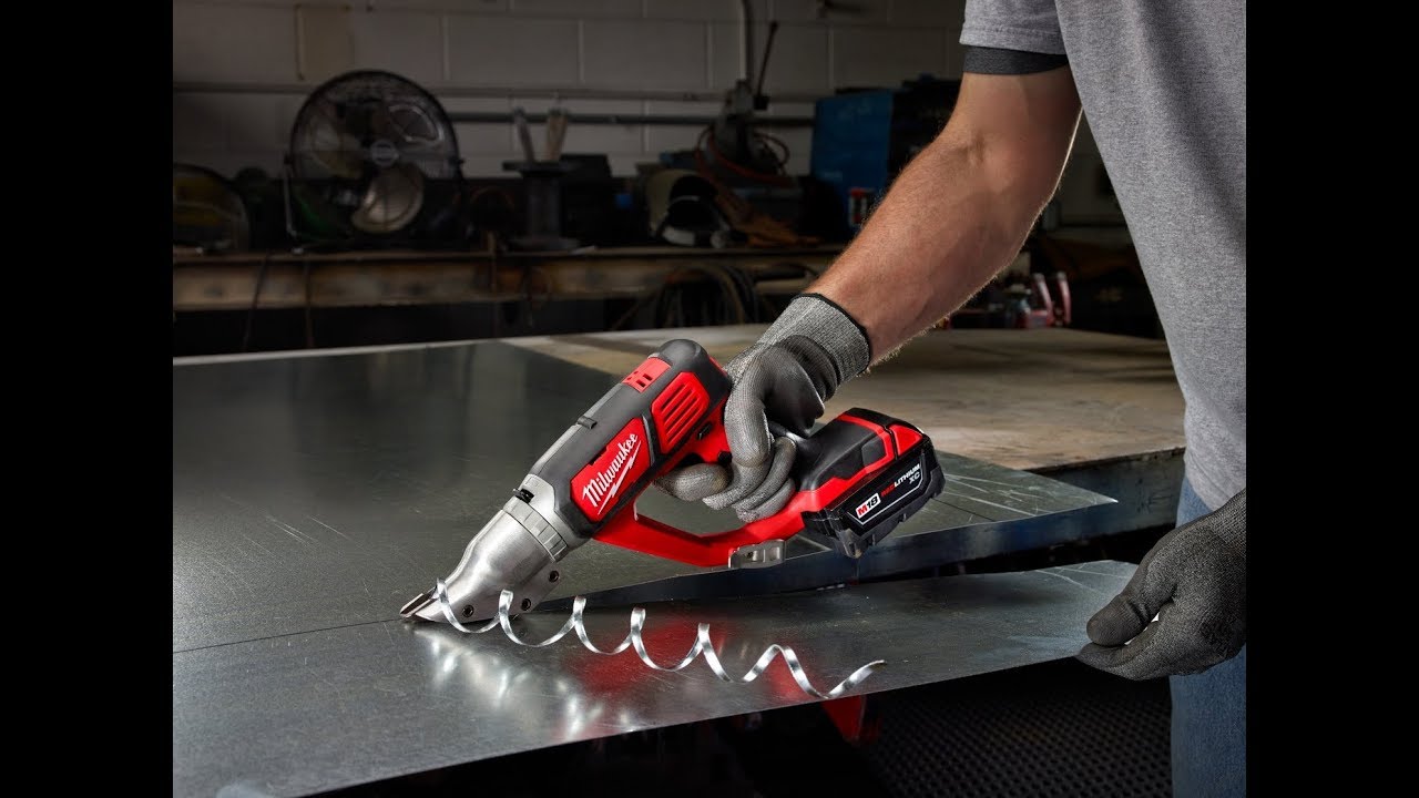 6 Milwaukee Tools Every Worker Should Have in 2020 - YouTube