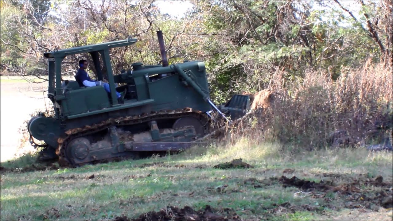 D7 Open Cab Dozer - YouTube