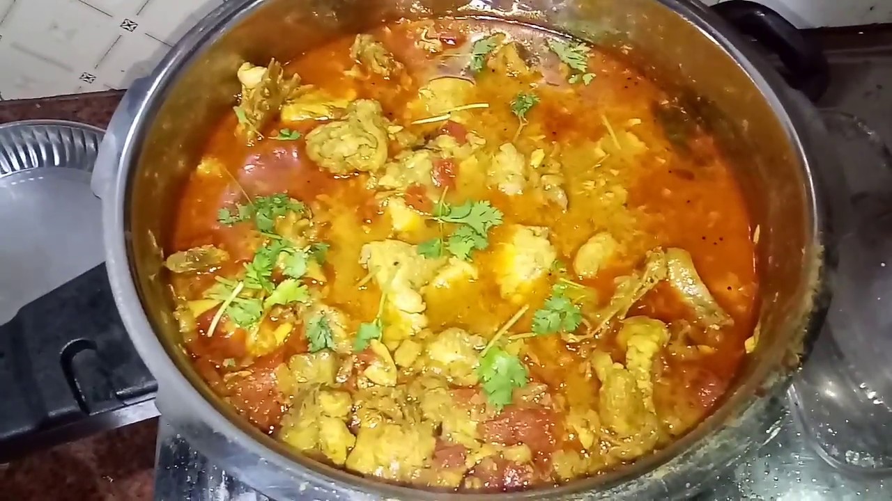 Chicken curry with less oil - YouTube