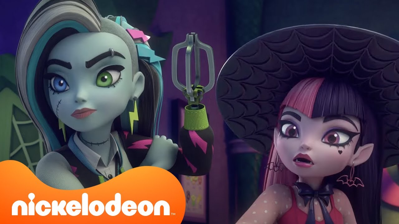 Monster Food and Candy Moments! | Monster High | Nickelodeon UK - YouTube