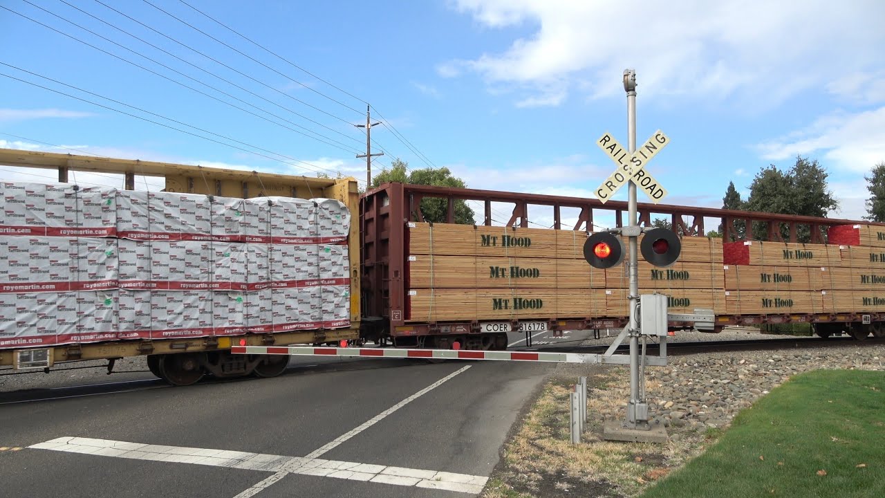 UP 9920 Rocklin Rocket Local - Industrial Ave. Railroad Crossing With ...