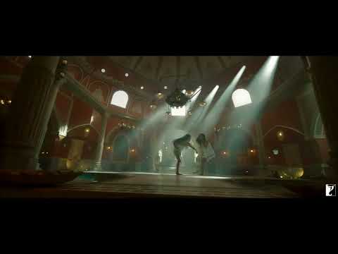 _Katrina_Kaif% Hot fight scene,♥️♥️♥️♥️😄