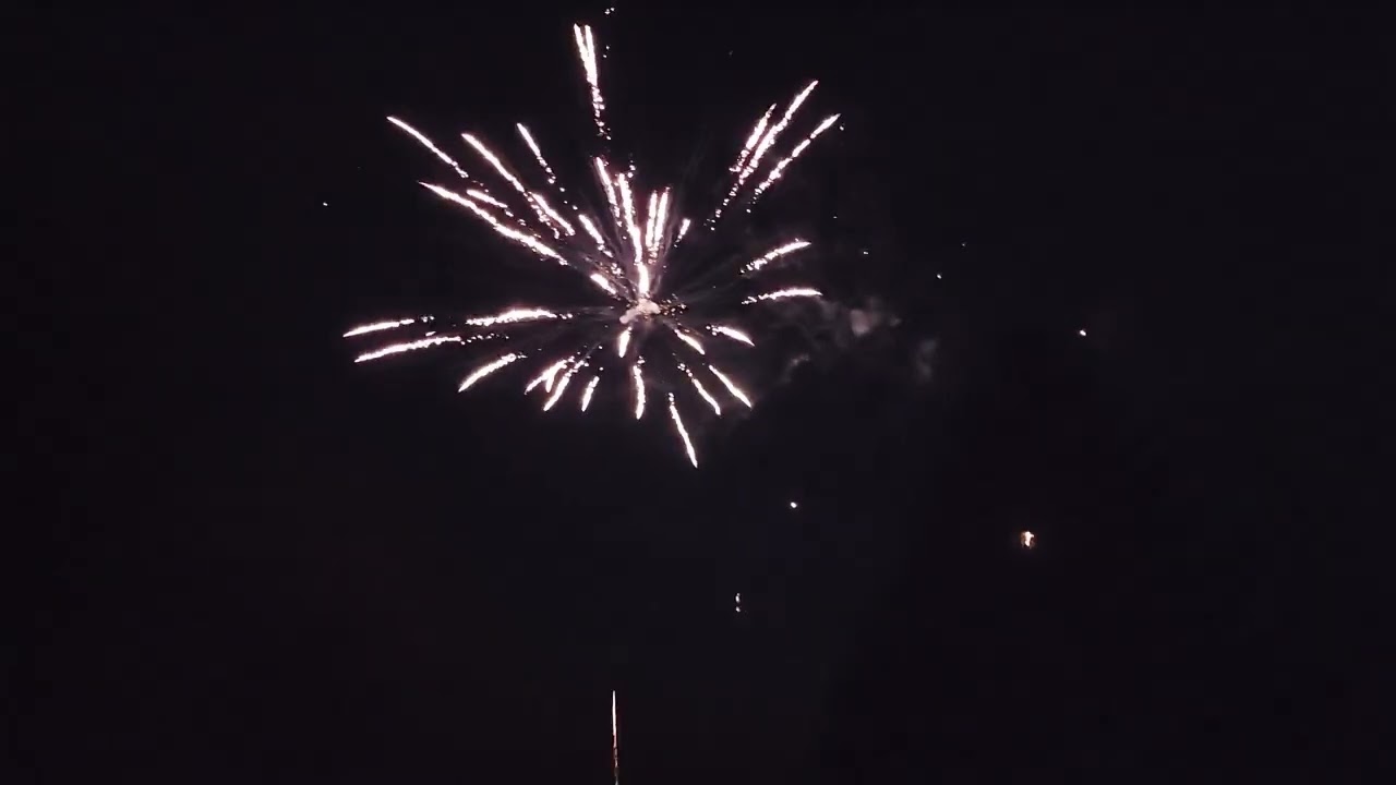 Jokers Wild by Sky Painter Fireworks - YouTube