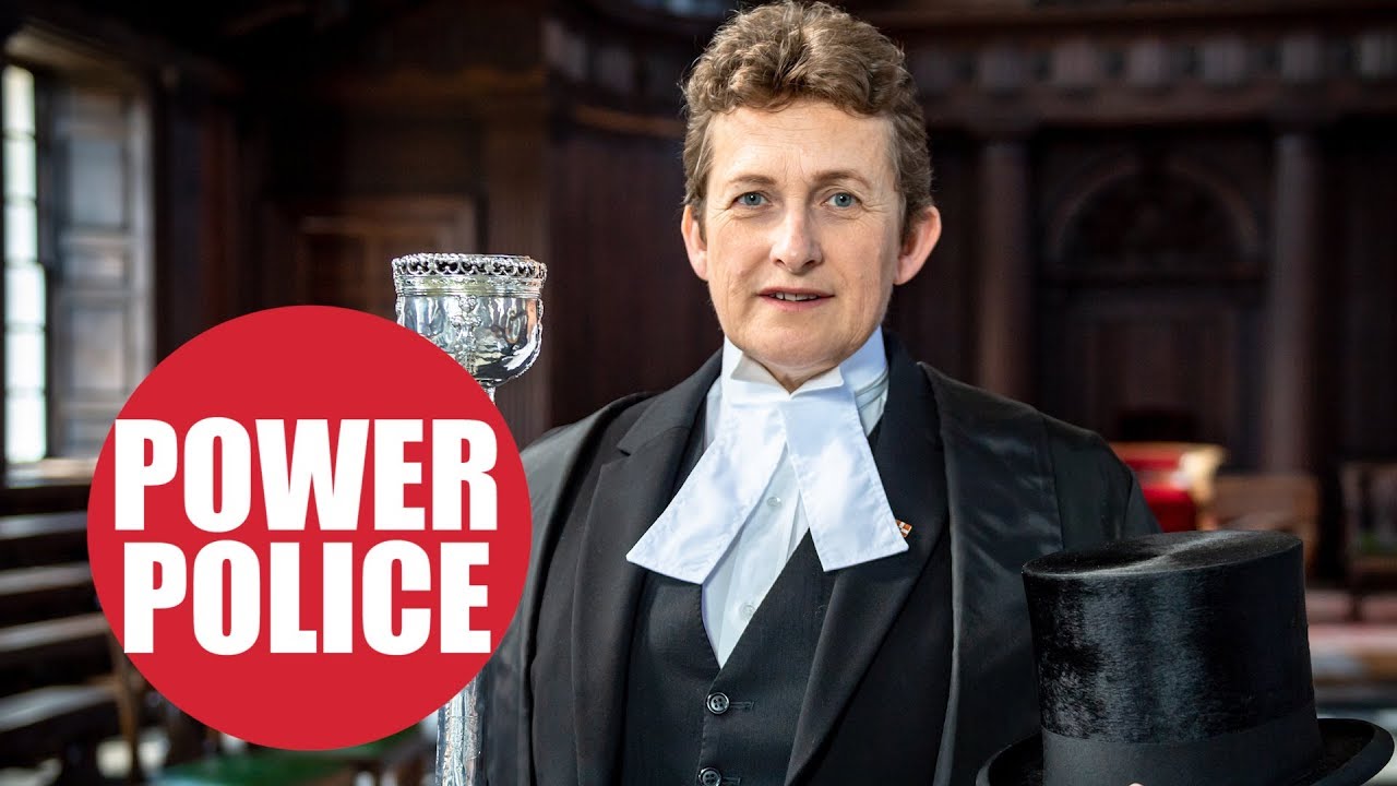 Meet the first female to lead Cambridge University police force - YouTube