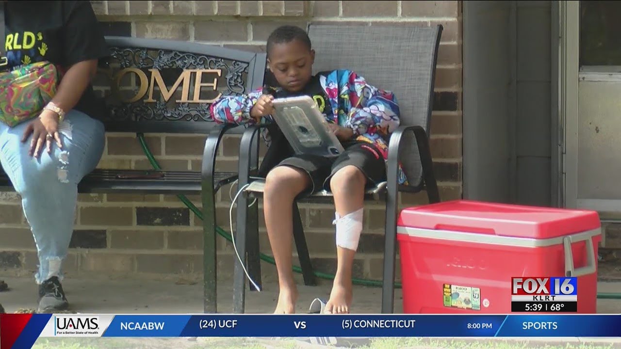 Victim's family Zaylen McCarrell talks - YouTube