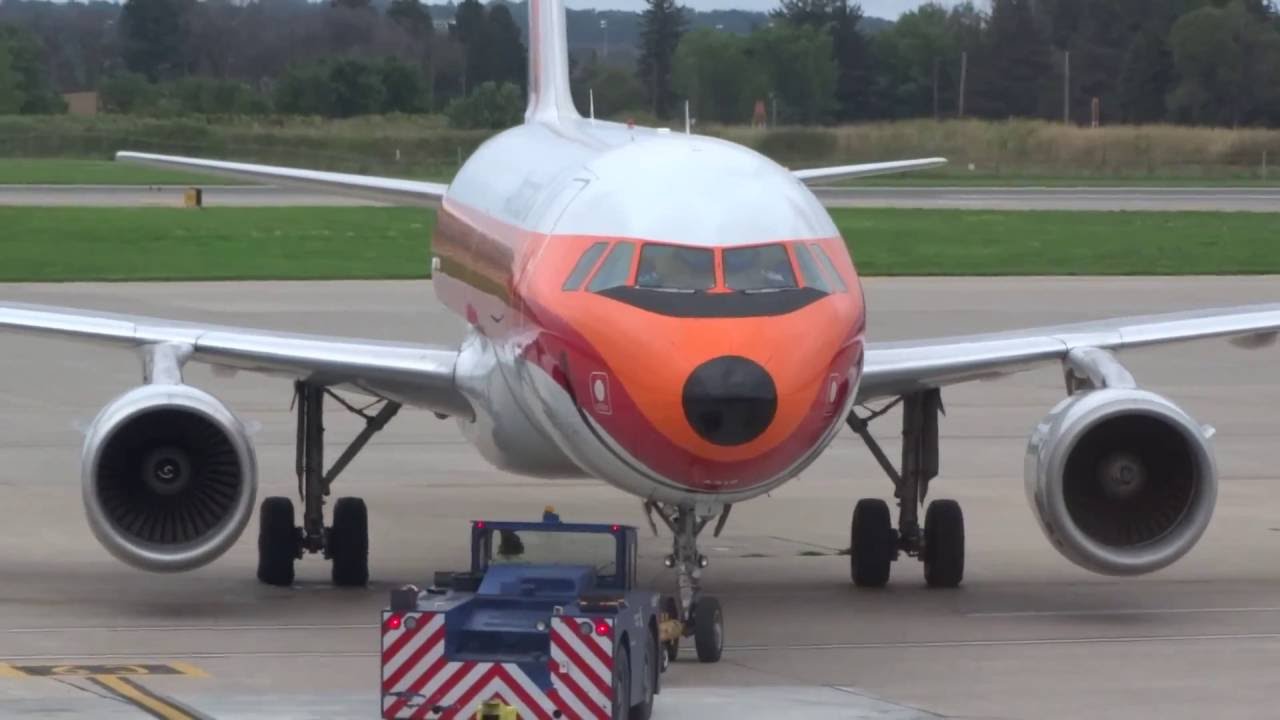 (HD) American Airlines (PSA Livery) Airbus A319 Minneapolis St. Paul ...