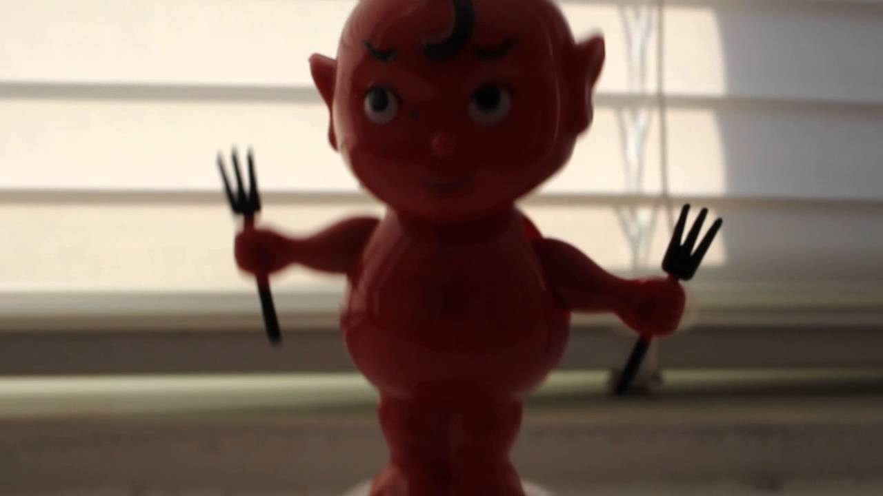 Red Bobble head MVI 1679 - YouTube