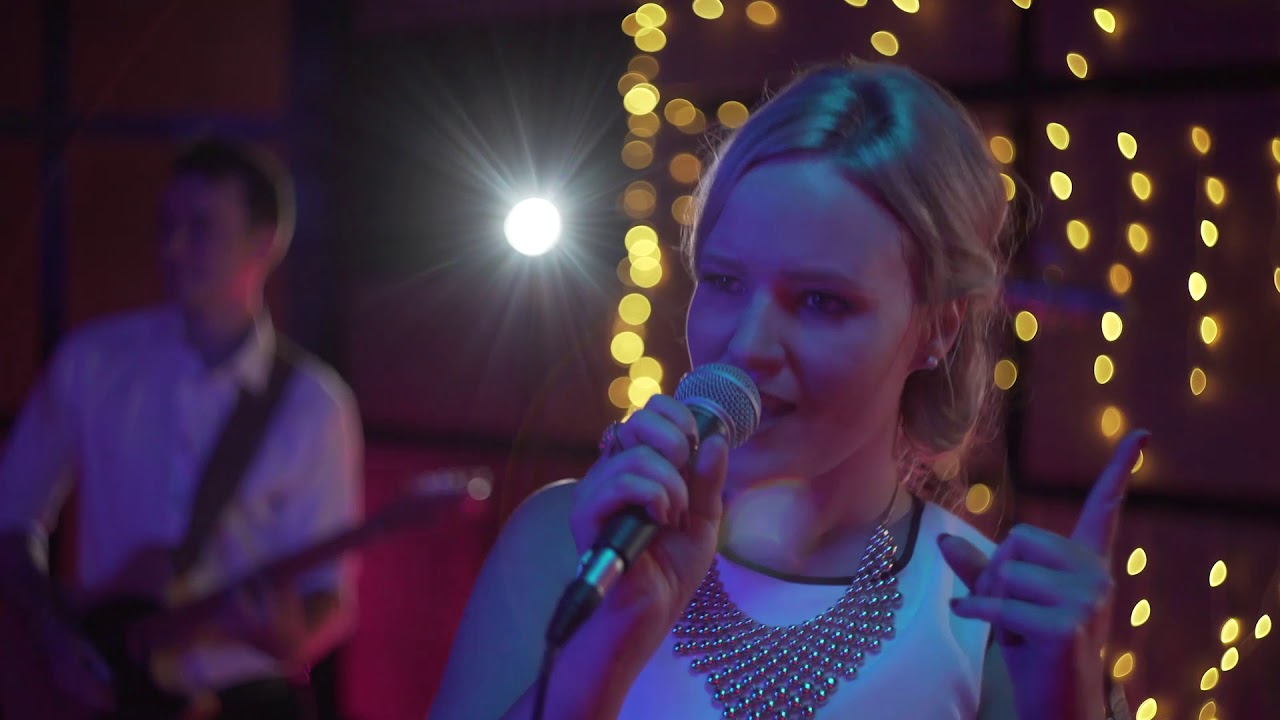 Midnight Chasers - Live Wedding Band London - AliveNetwork.com - YouTube