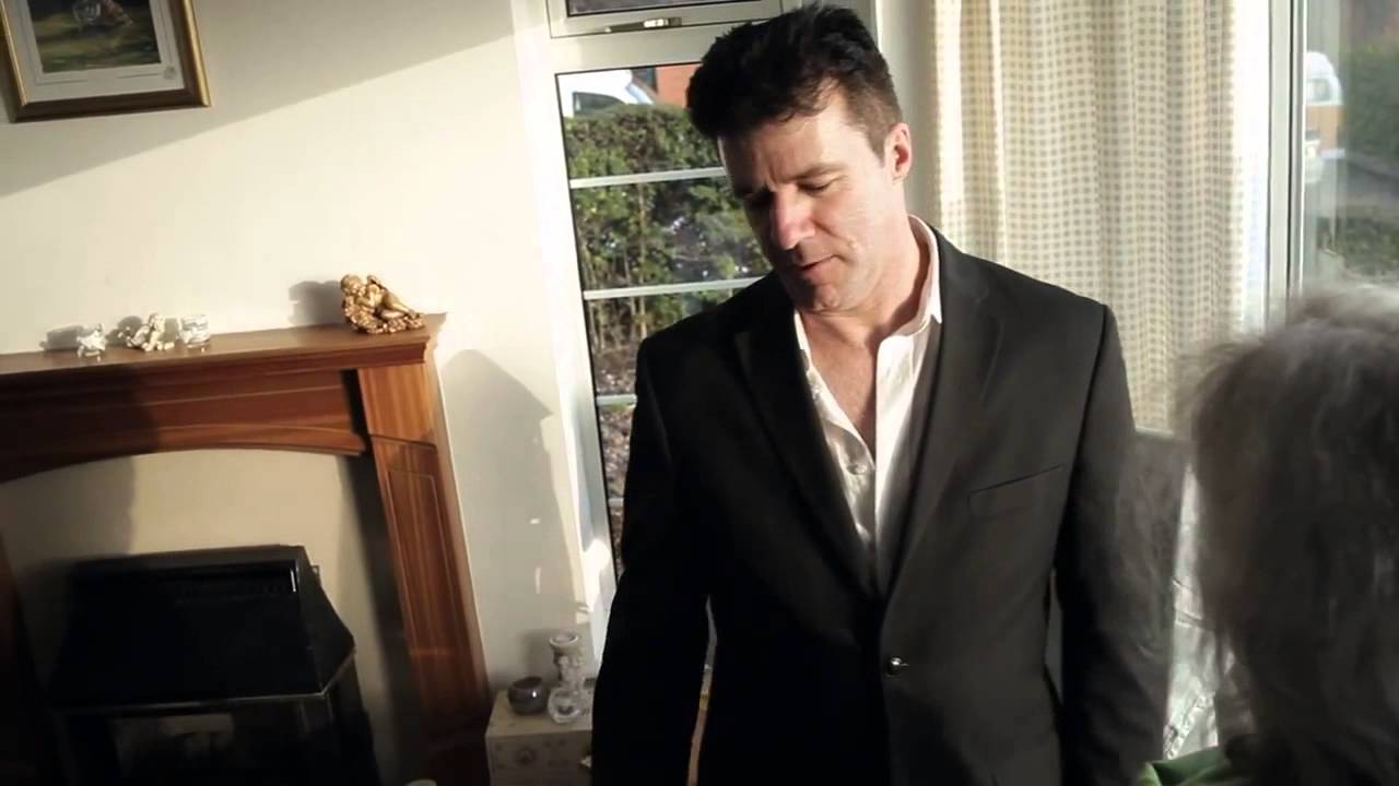 Coppelgangers Ep1 DCI Simon Carol / Cowell - New spoof cop web series ...