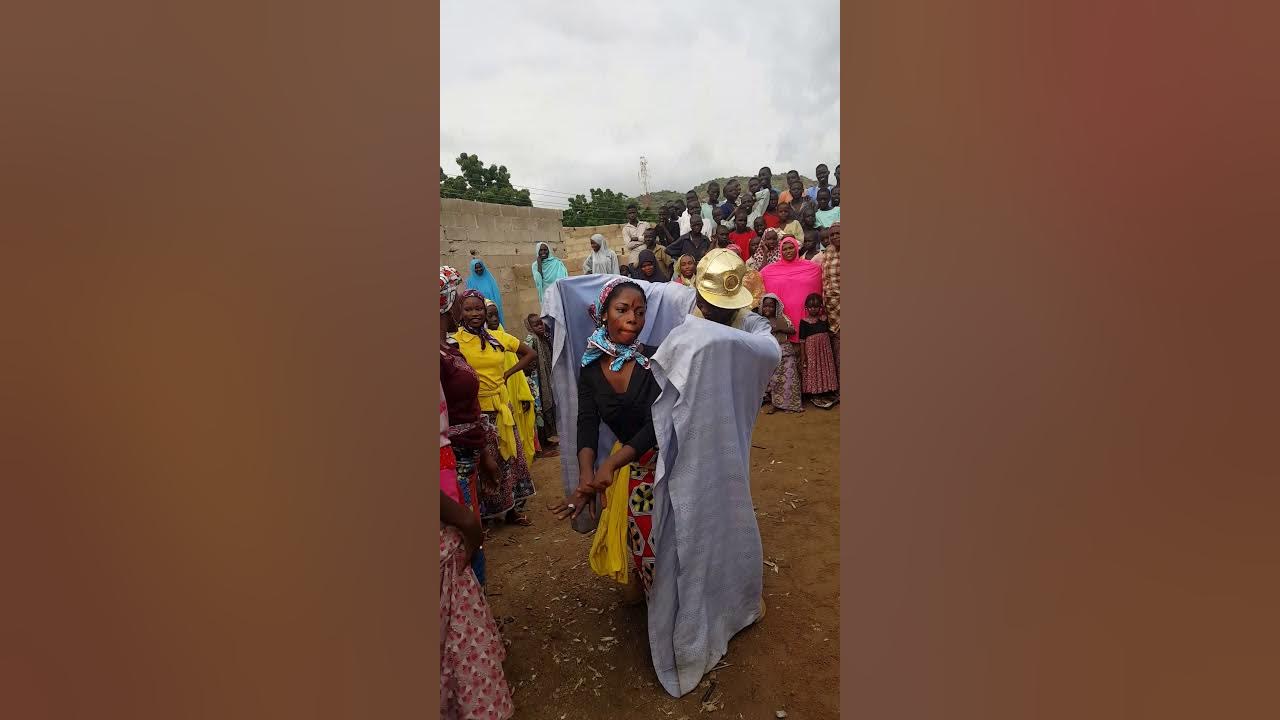 Kauyawa Hausa traditional dance. - YouTube