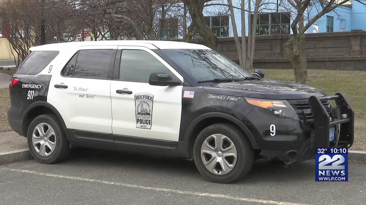 Holyoke police department to be assessed - YouTube