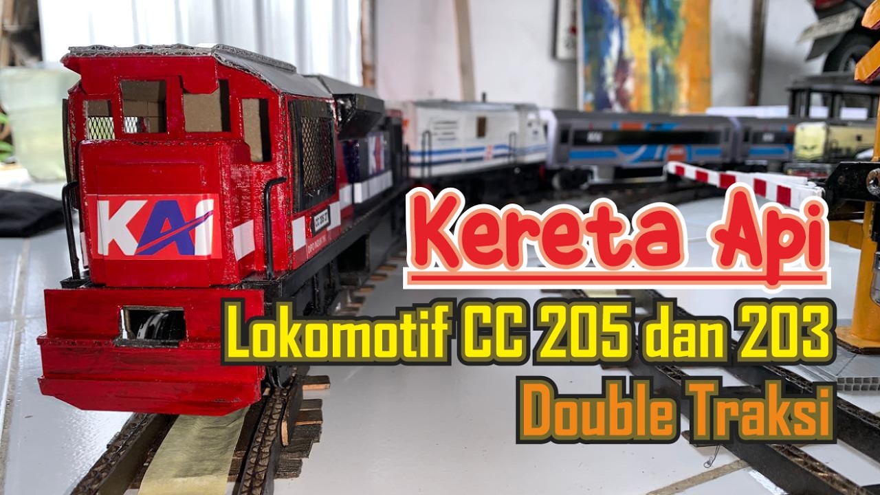 Kereta Api Lokomotif CC 205 dan 203 Double Traksi #keretaapi # ...
