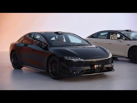 黑马已就位！智界S7售价24.98万起，空气悬架+3.3秒+855KM - YouTube