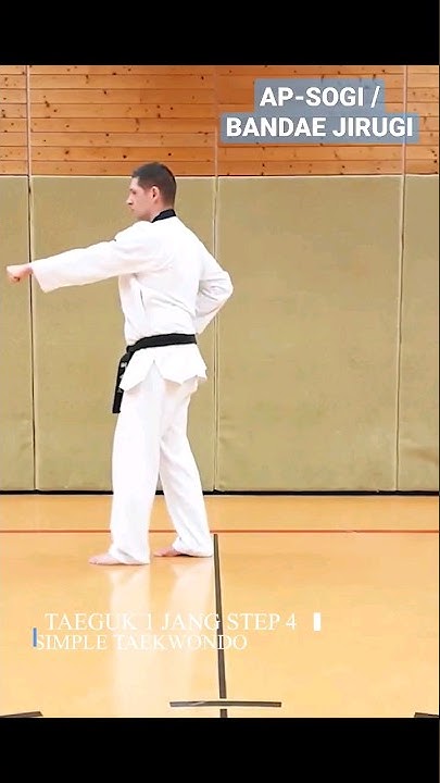 Taeguk 1 Jang Step 4 Taekwondo #shorts - YouTube