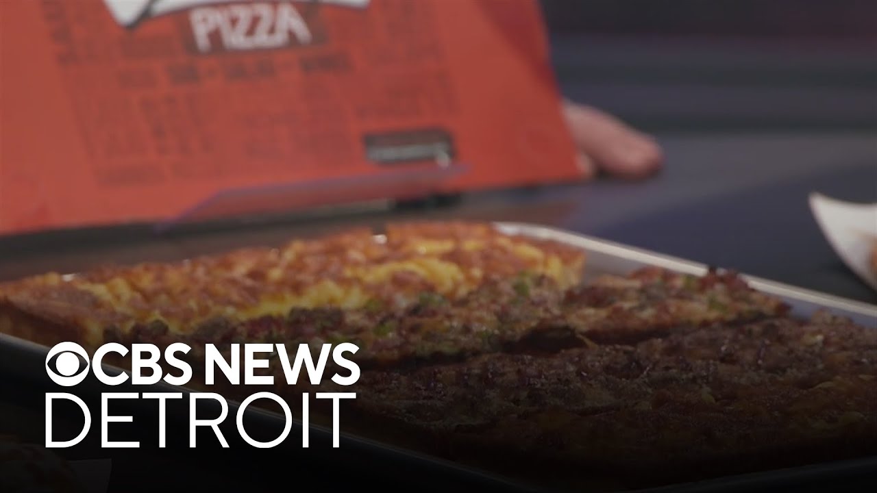 Foodie Fridays with Sammy's Pizza - YouTube