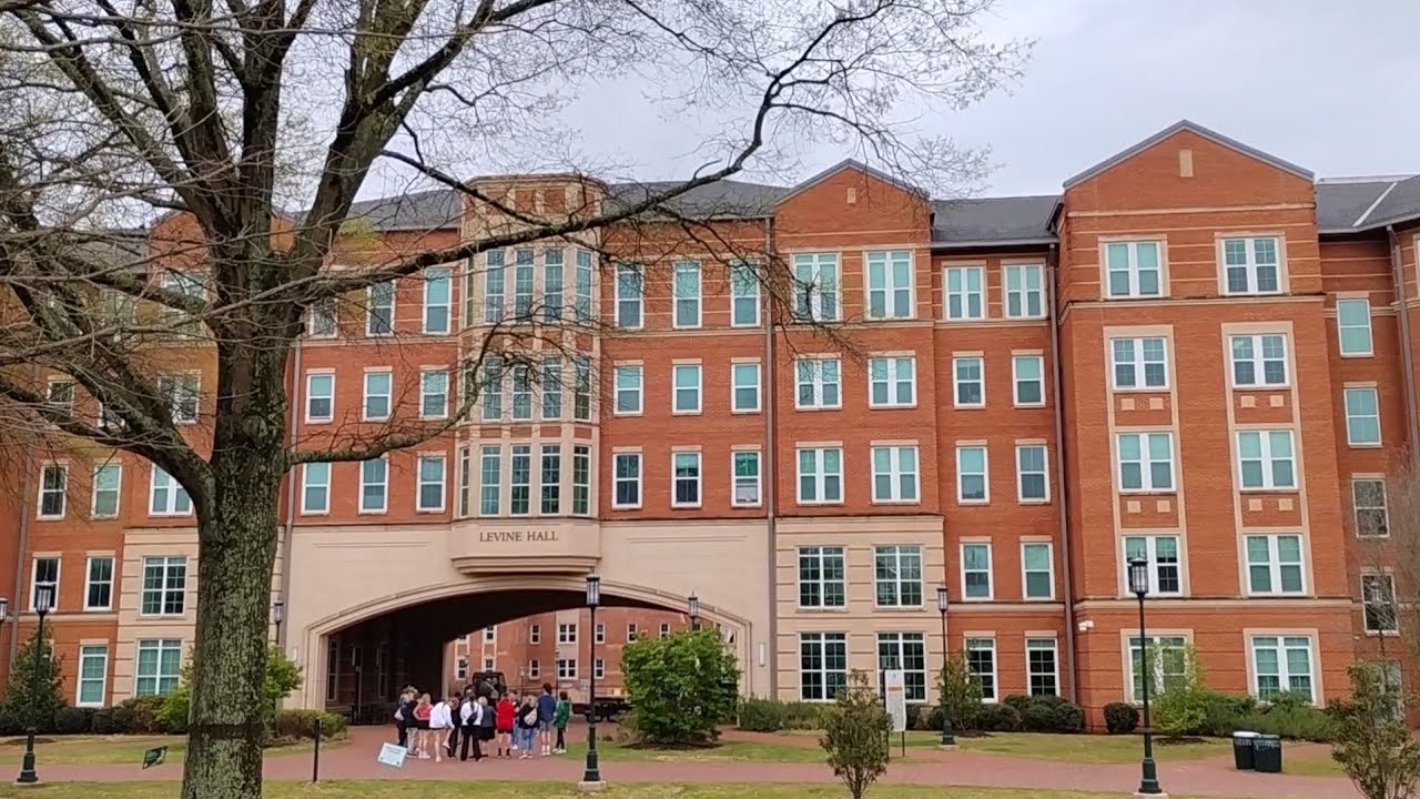college tours 🏫 unc charlotte, queens, unc chapel hill - YouTube