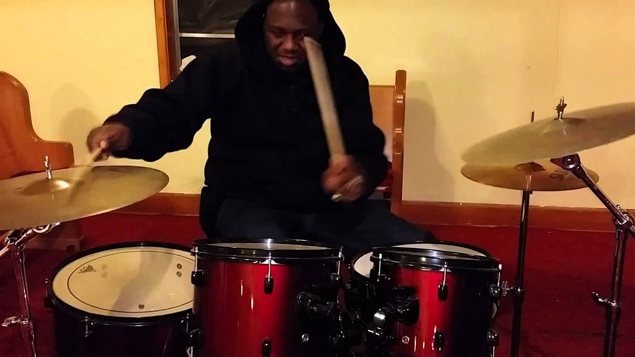 Derrick Dean playing the drums pocket groove - YouTube