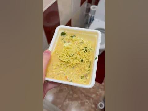 Синий доширак! Лучше не пробовать 🤮 - YouTube