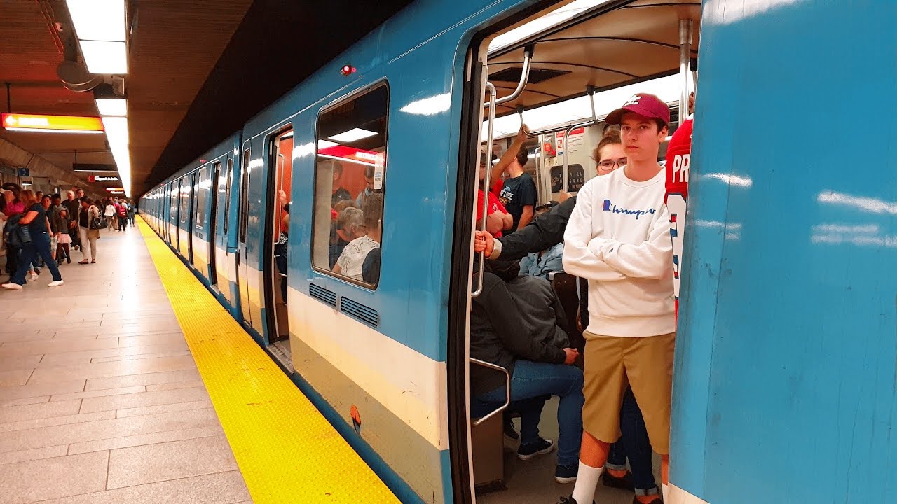 Montreal Metro MR 73 - YouTube