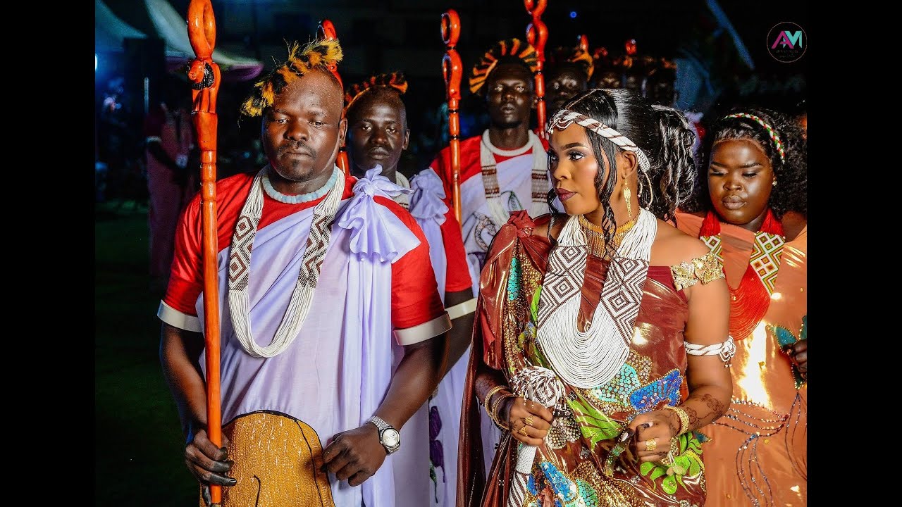 WOR NYWOM KHAMIS AND NASREEN BY THOMAS ABAN SHILLUK SONG - YouTube