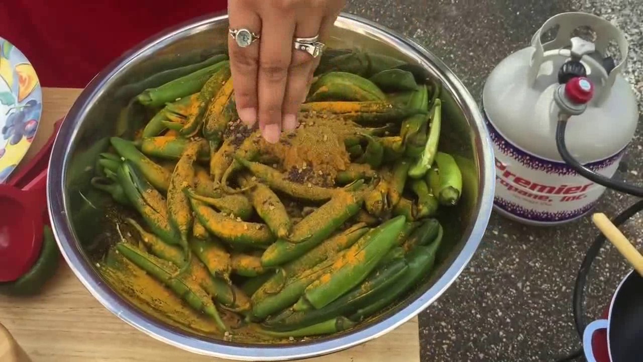 5m recette Tarela Marcha or Fried Serrano Gujarati - YouTube