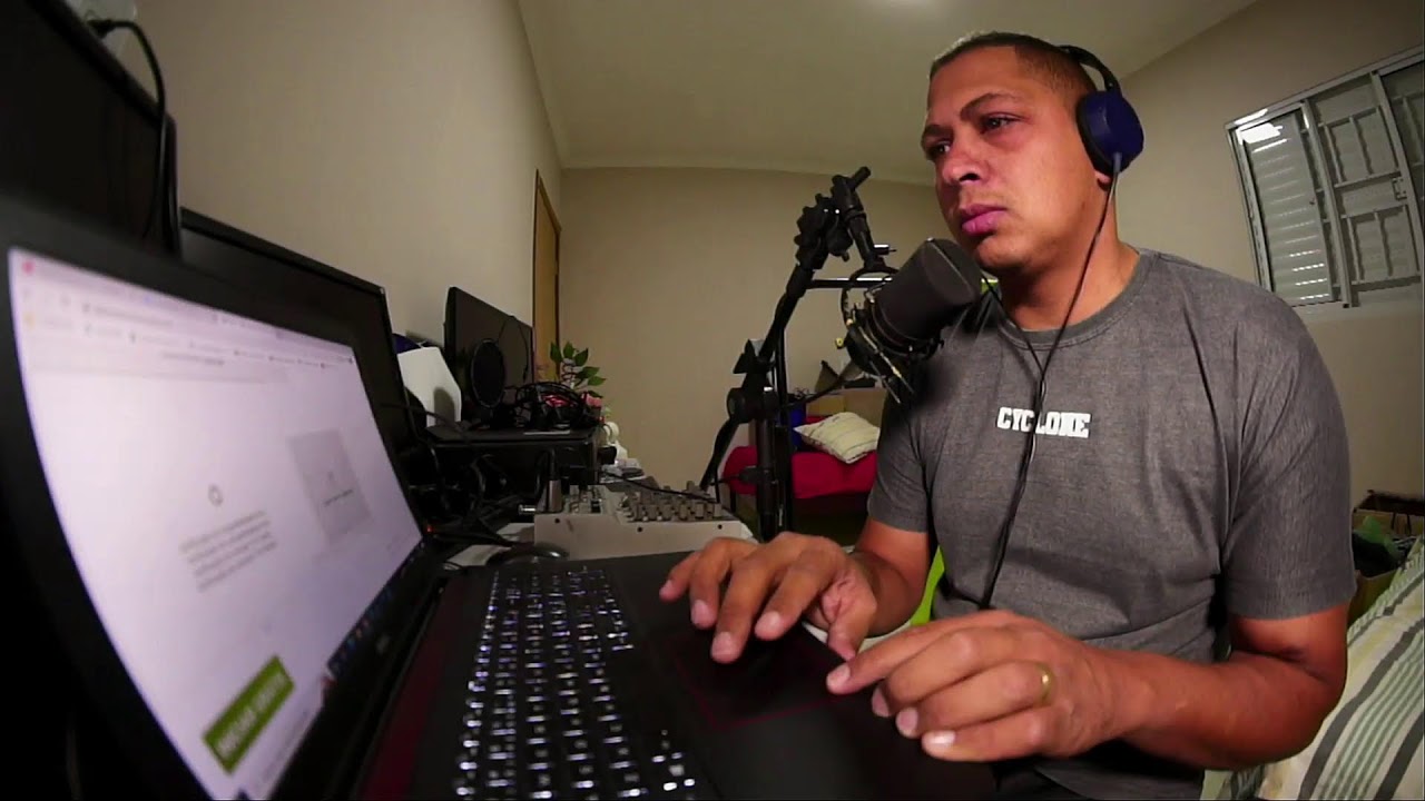 Transmissão ao vivo de Jesse Rocha Moreira - YouTube