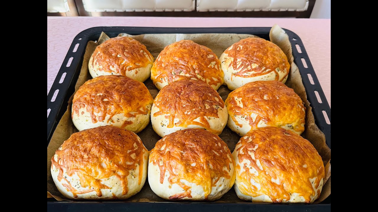 Amazing Soft & Fluffy Cheese Garlic Bread | A Must Try Recipe ️💯 Easy ...