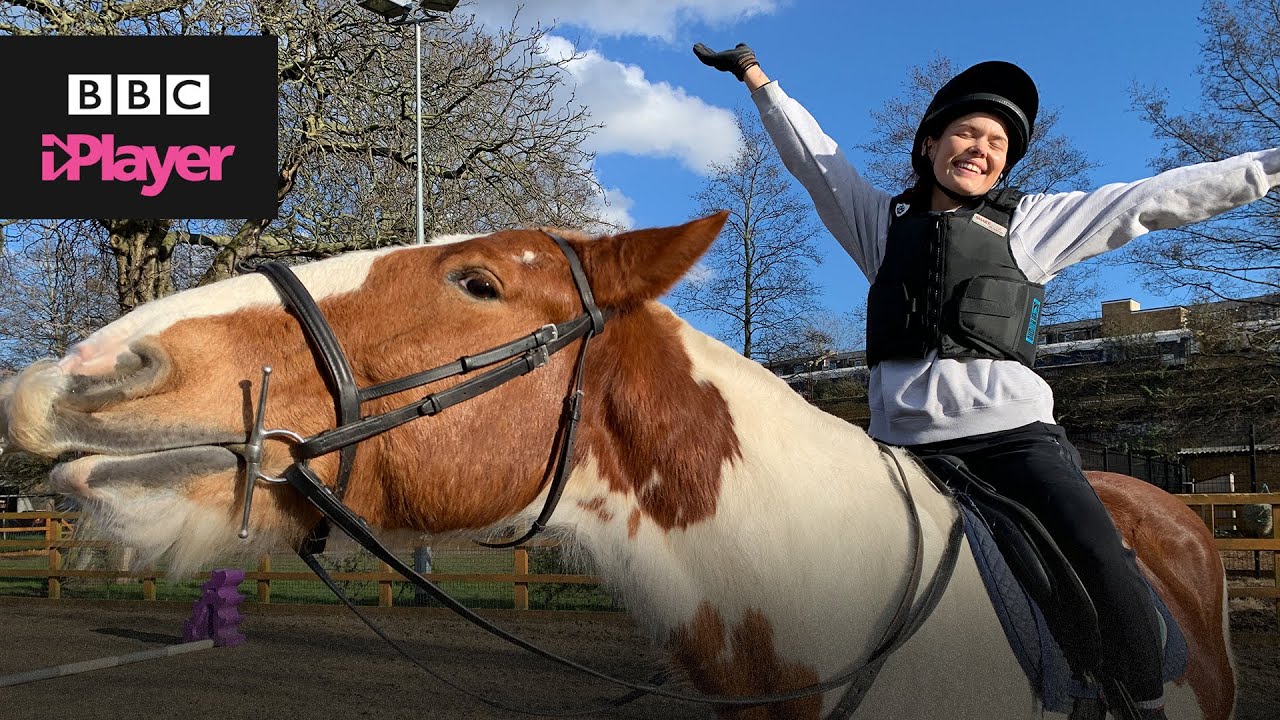 Horse Riding with Lindsey | Blue Peter | CBBC - YouTube