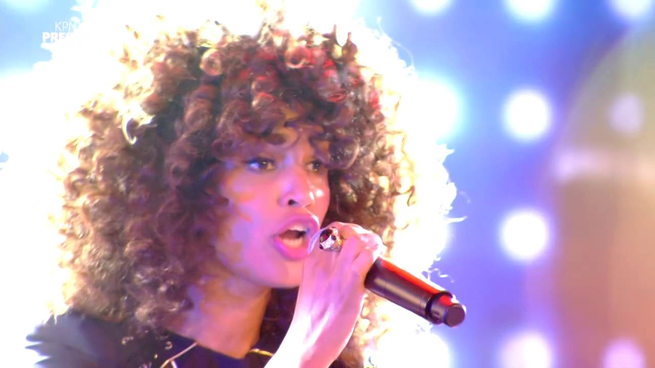 Sharon Doorson - You Know What (Live @ Soundcheckers HD) - YouTube