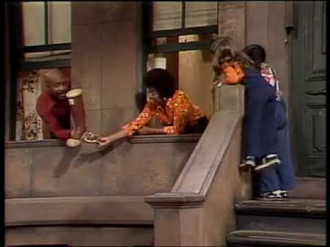 Classic Sesame Street - Same And Different Shoes 1976 - YouTube