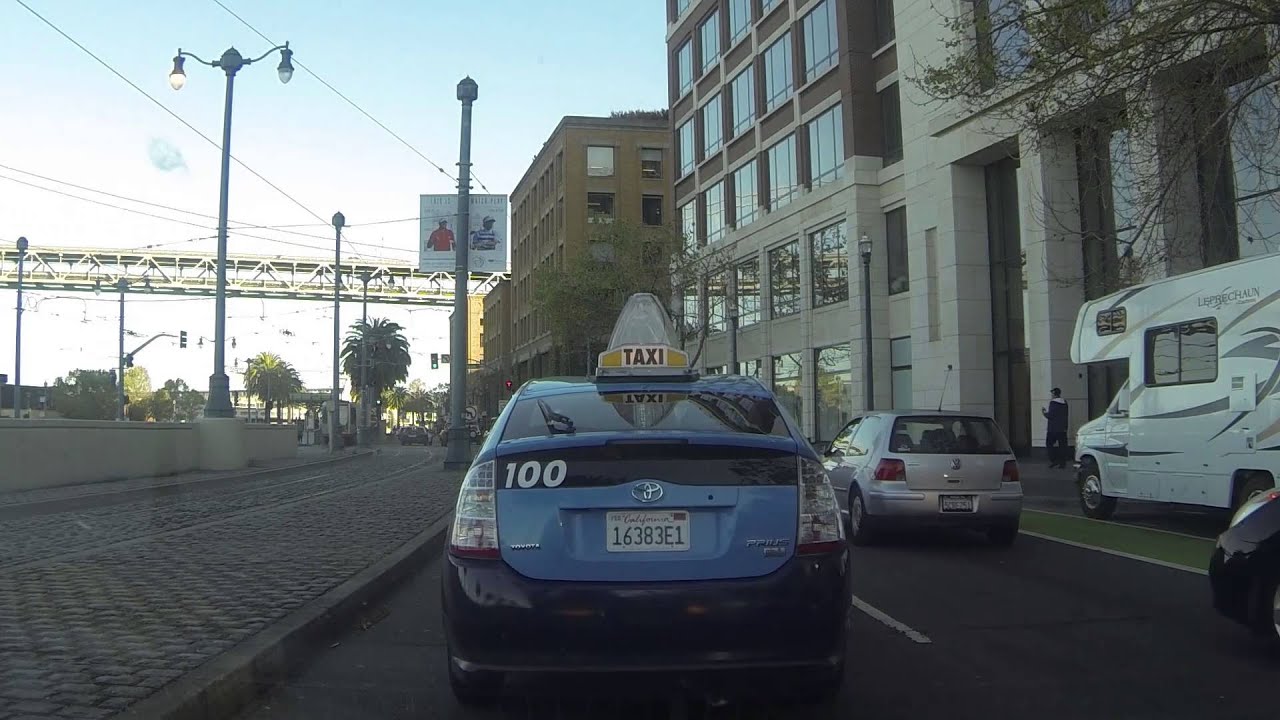 SFPD Pursuit Embarcadero - YouTube