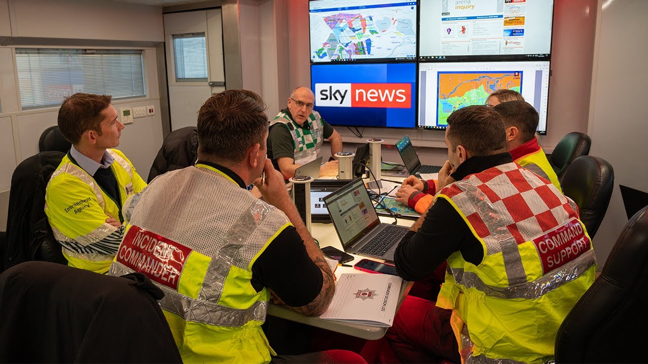 Success for NFRS in Major Incident simulation - YouTube