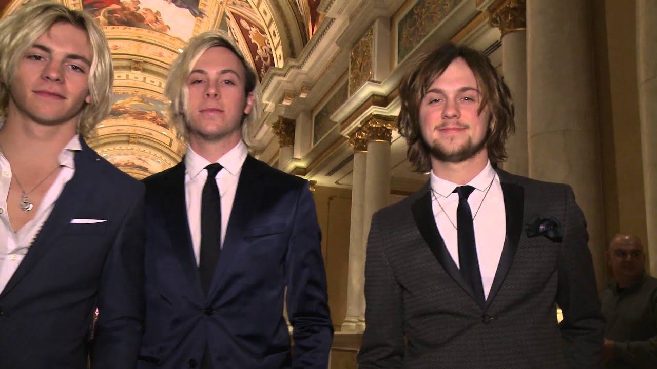 R5 Celebrates Brother Rocky Lynch’s 21st Birthday at The Venetian Las ...