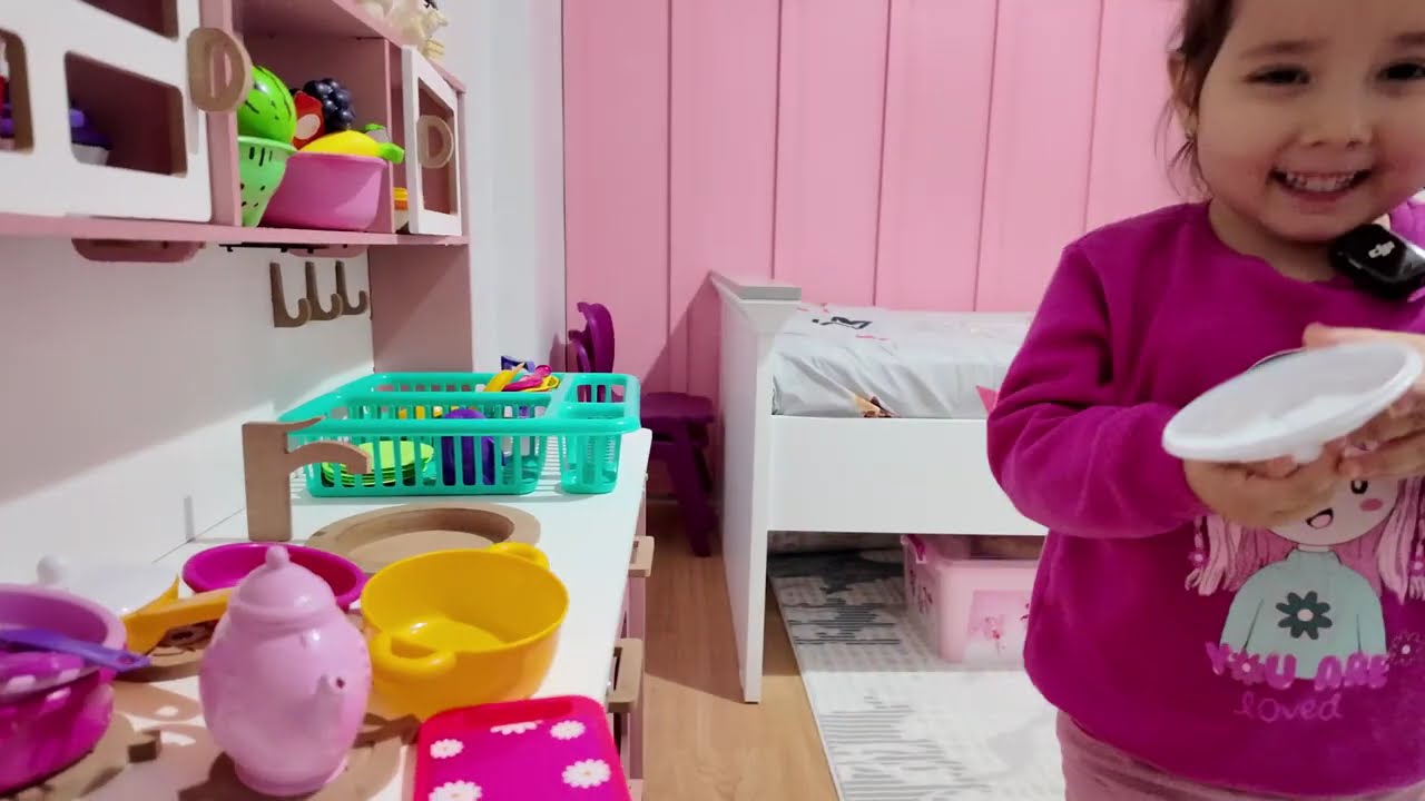AYBÜKE BAKIN BEBEĞİNİ NASIL UYUTTU 🏠👶🏻😯LOOK HOW AYBÜKE PUT HER BABY TO ...