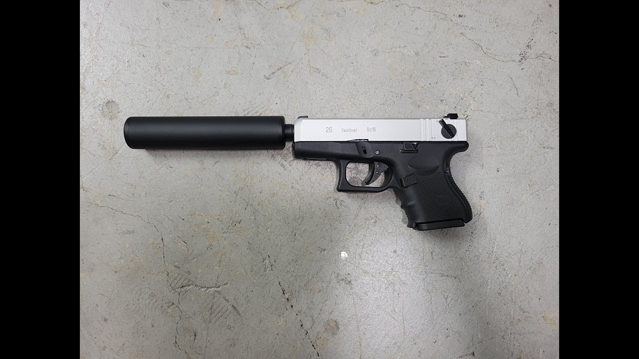 [Airsoft] WE Glock 26 Gen 4 Silver GBB Pistol - YouTube