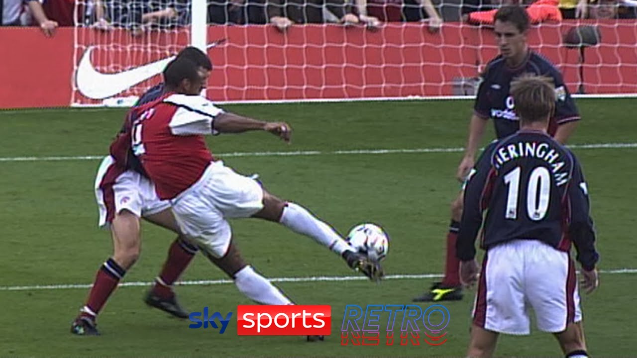 Thierry Henry's stunning goal against Manchester United - YouTube