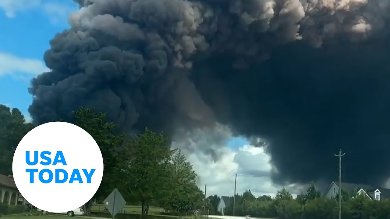 Atlanta suburbs evacuated after chemical plant fire | USA TODAY - YouTube